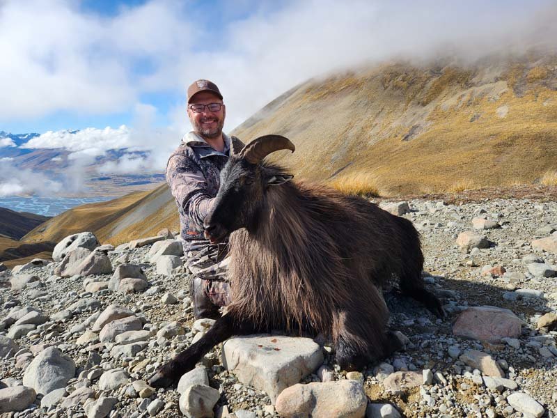 Guided Tahr Hunting in New Zealand, Thar Hunting NZ | Canterbury Tahr ...